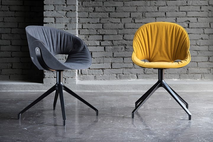Tonon chairs on show in Cologne