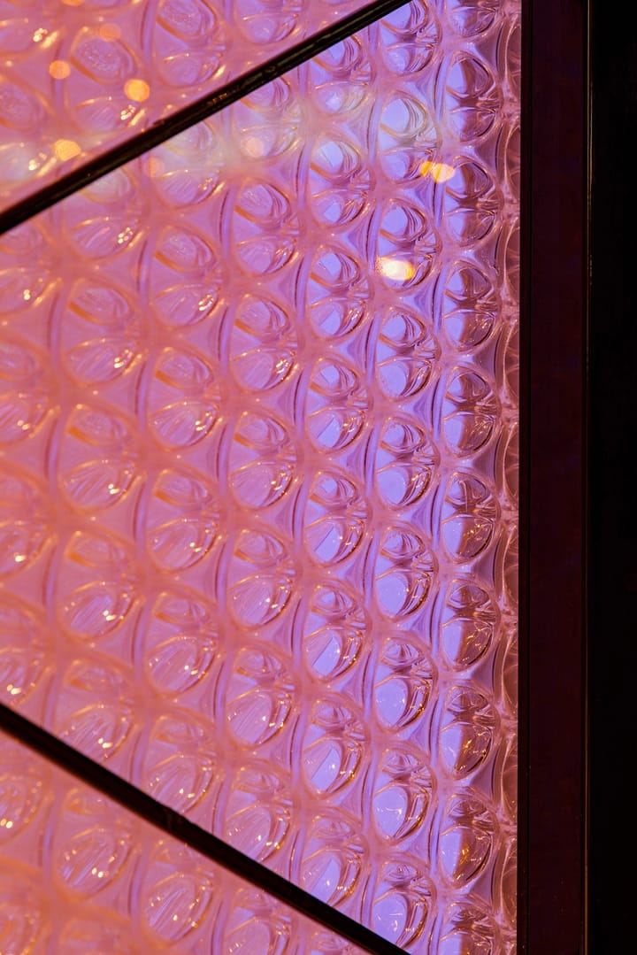 Bencore at Karavaevi Brothers Coffee in Moscow