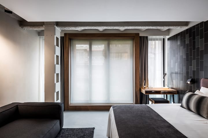 Vibia Brightens Hotel Bedrooms