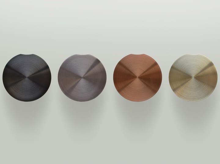 New Look for Steel: Warm, Intense and Retrò