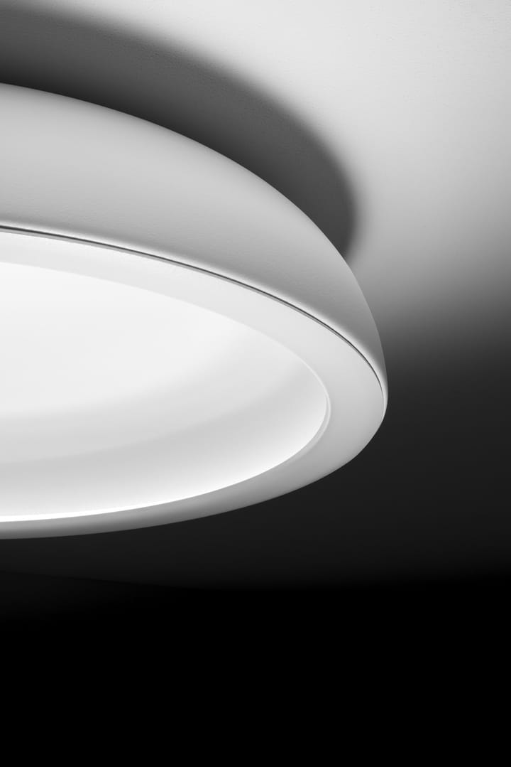 Linea Light Group a Light Middle East