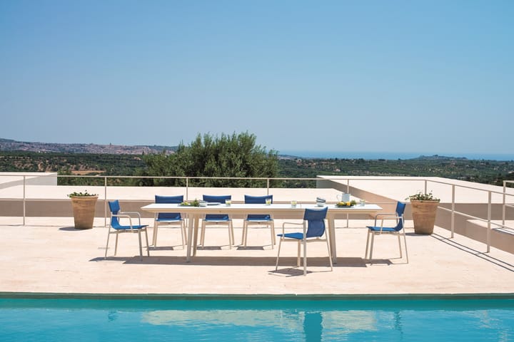 The Classic Blue for the Outdoor Spaces