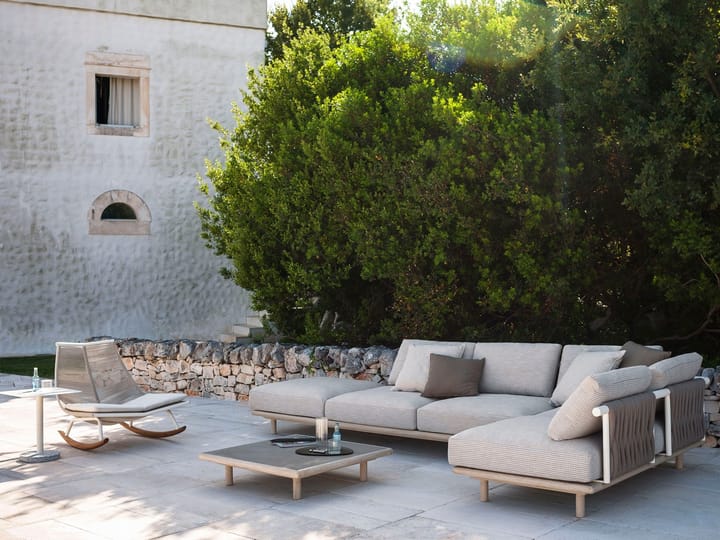 Outdoor Roda. Soft Shapes and Matching Materials