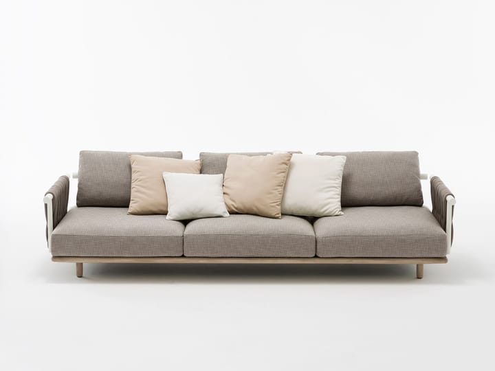 Outdoor Roda. Soft Shapes and Matching Materials