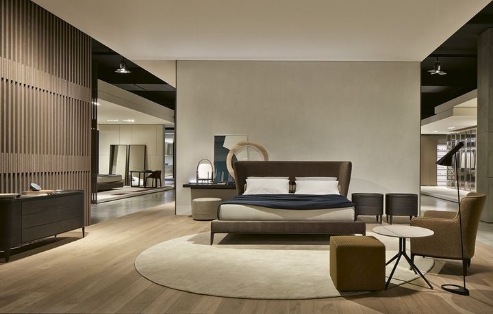 Classic and Contemporary. Poliform Furnishings
