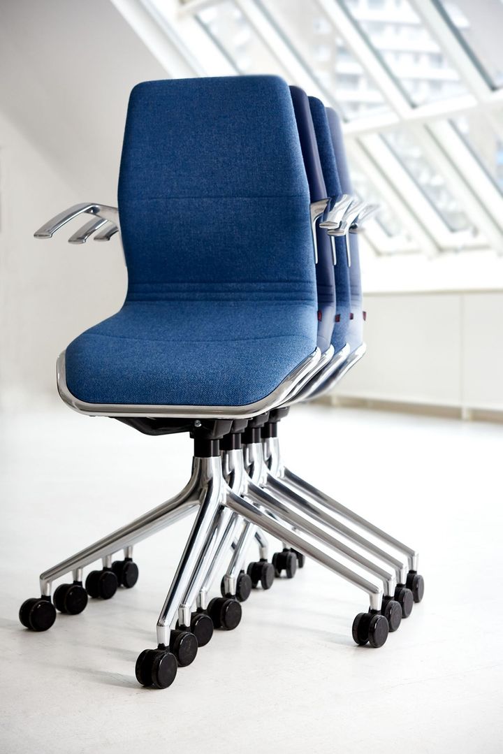 HOWE. A New Sense of Mobility