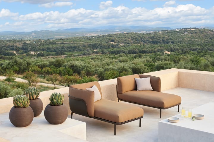 Le nuove collezioni di divani e poltrone Emu nel catalogo 2024