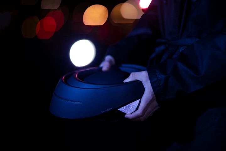 Closca Helmet Loop: The Foldable Urban Helmet that Combines Security ...