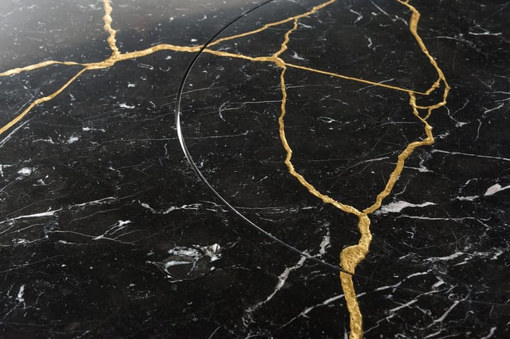 Giving New Life into Discarded Natural Stone