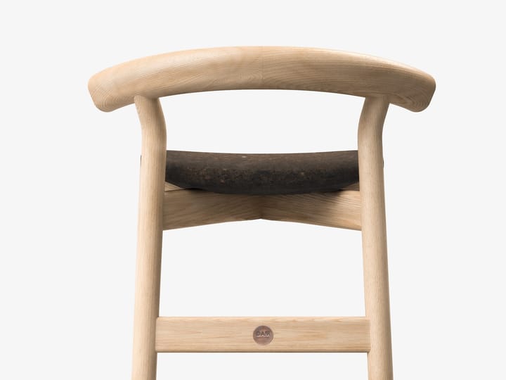 DINA Family Grows: The New Cork Bar Stool by DAM