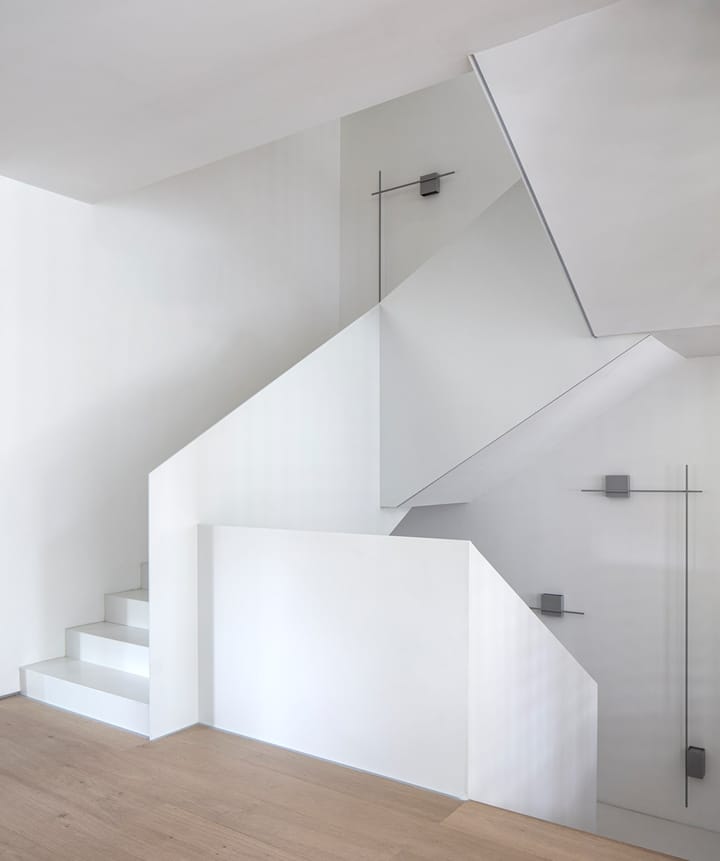 Vibia Structural Wall Lamp Illuminates an House in Tel Aviv