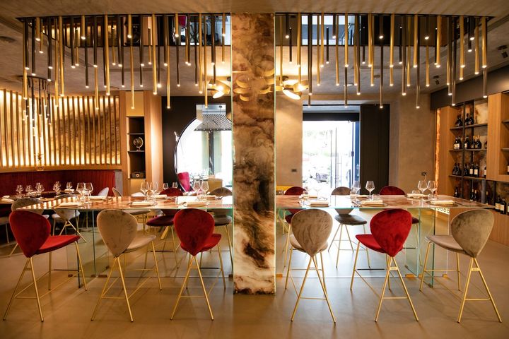 Riflessi Design for the Yugo Sushi Fusion Experience restaurant