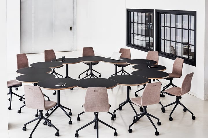 Flexible and Dynamic: AS Series by HOWE at NeoCon 2021