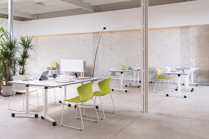 Foldable, Height-Adjustable and Mobile: It's Talent Table by Actiu