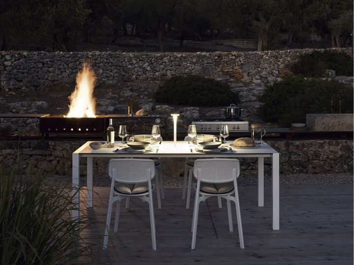 Kristalia Extendable Tables, Between Oriental Inspiration and Essential ...