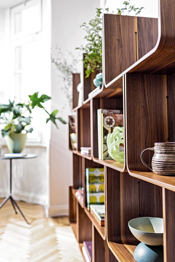 The Magis modular bookcase in two new finishes