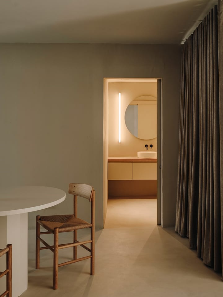 Ton wooden chairs for the new spaces of the Six N. Five studio