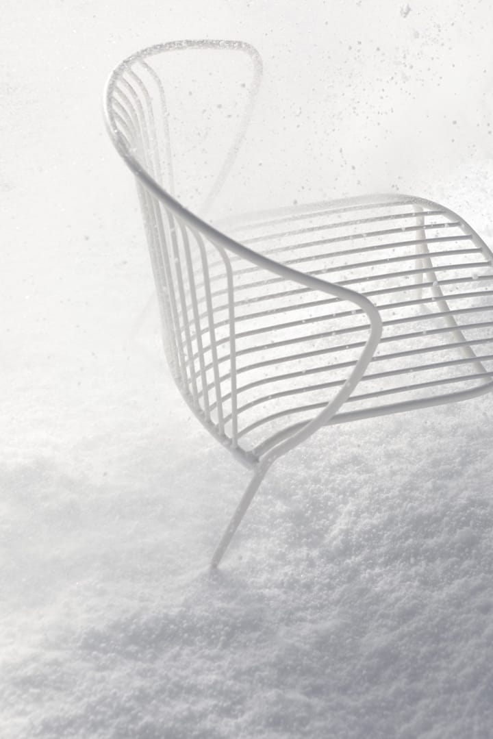 True Design outdoor furniture: chairs, sofas and tables inspired by nature