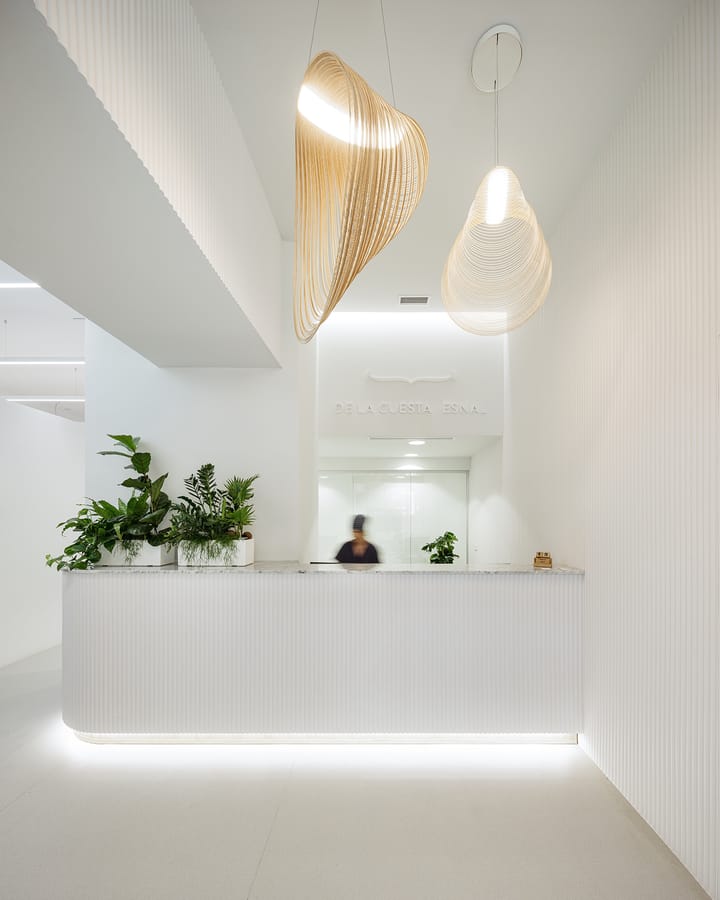 Albed's All Ways glass partition wall system for a clinic in San Sebastian