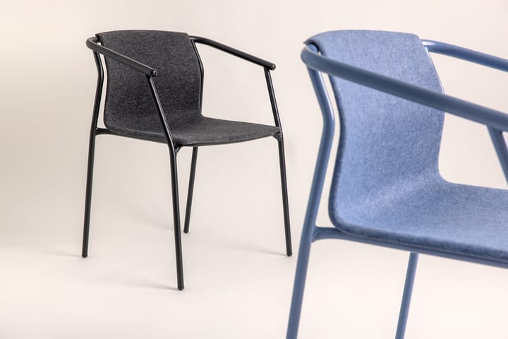 Spanish brand delaoliva presents the BYO chair by Alegre Design