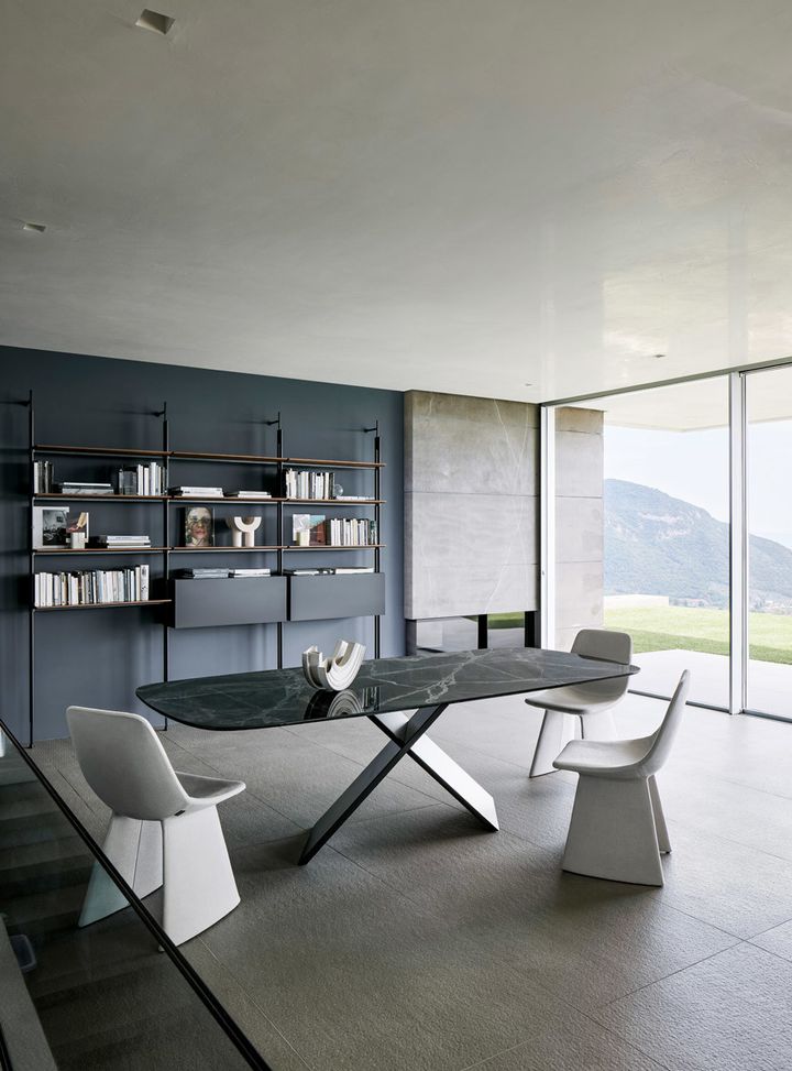 Villa "Close to the Lake" ist Bühne für Designmöbel von Bonaldo im B/Style