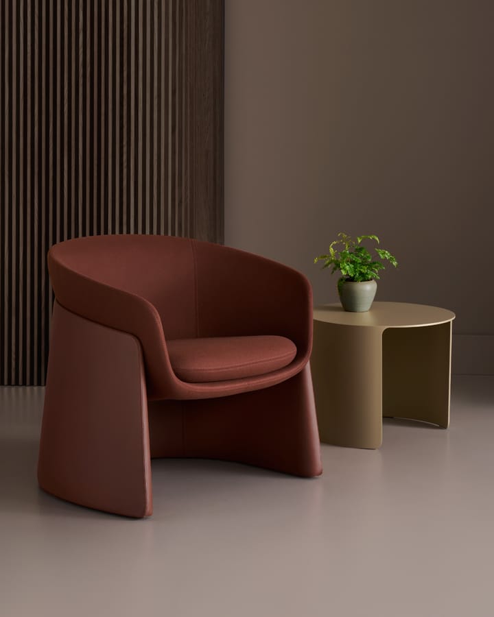 NeoCon 2025 moves from static display spaces to a complete showroom ...