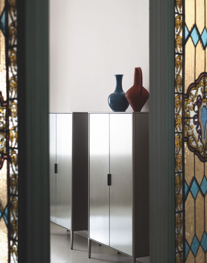 Fluted mirrored glass in Cesar's design language