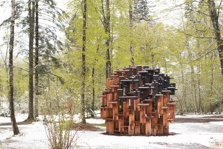 La scultura Kodama di Kengo Kuma nello showroom Albed al Fuorisalone 2024