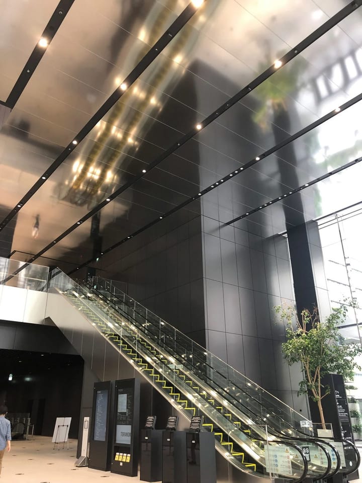 Alanod Oberflächen auf der Light+Building 2022