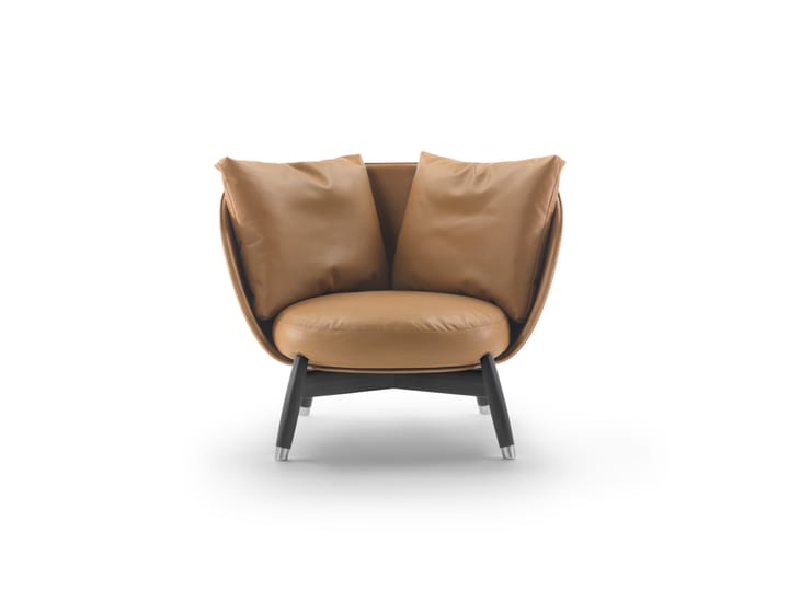 The new Eri armchair by Flexform designed by Fumie Shibata