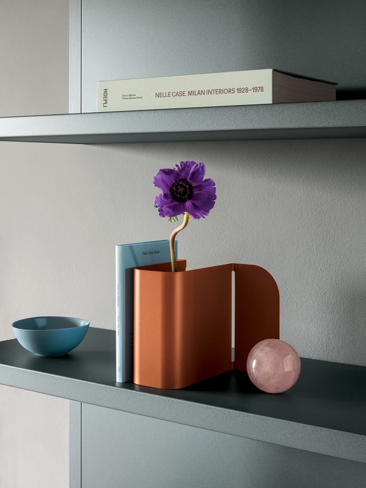 The Wave desk of the Fantin’s new curved metal furnishing collection