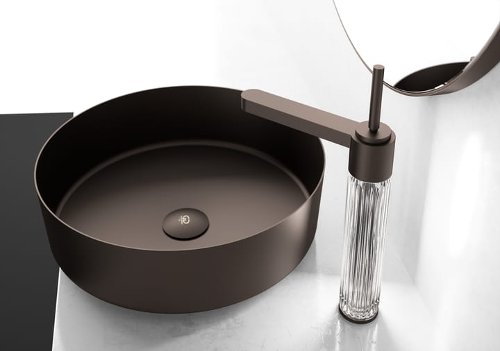 The first collection of Glass Design crystal taps