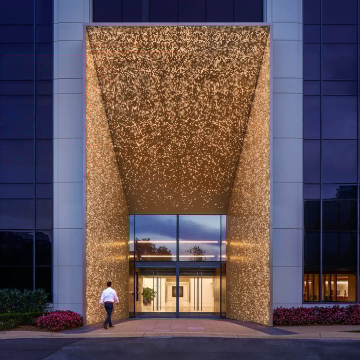 NeoCon 2025 moves from static display spaces to a complete showroom ...