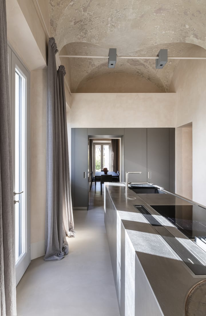 HDSurface coverings at Palazzo Batignani