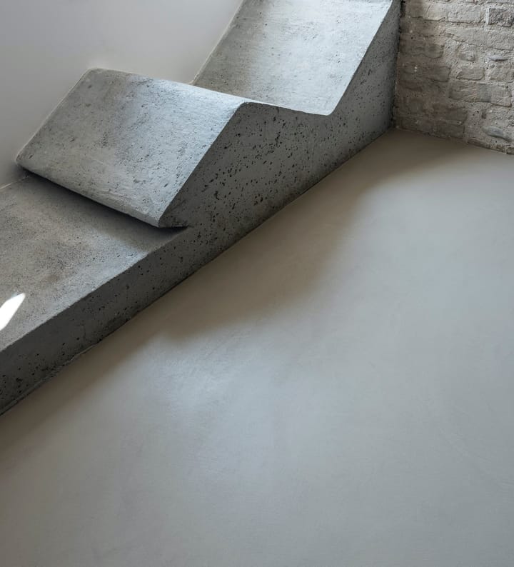 The Coverings of HDsurfaces for an apartment in Parma