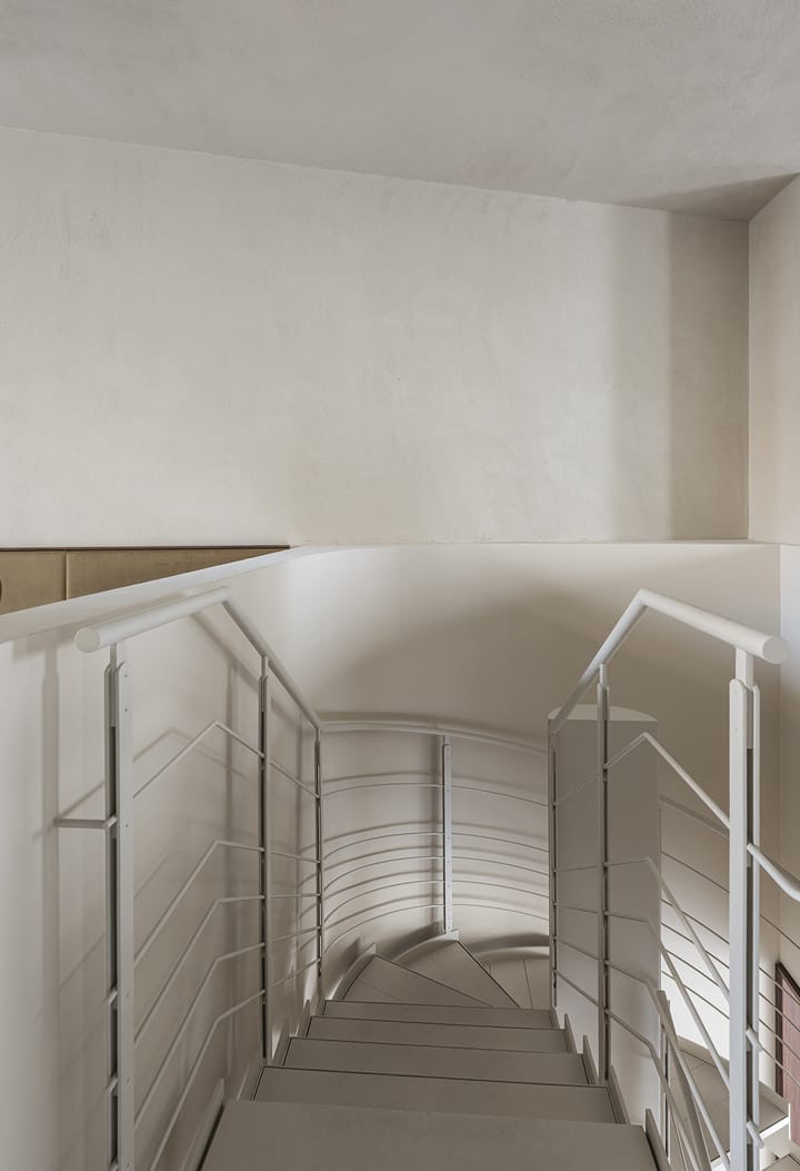 I rivestimenti materici HD Surface nel primo flagship store Saba a Milano