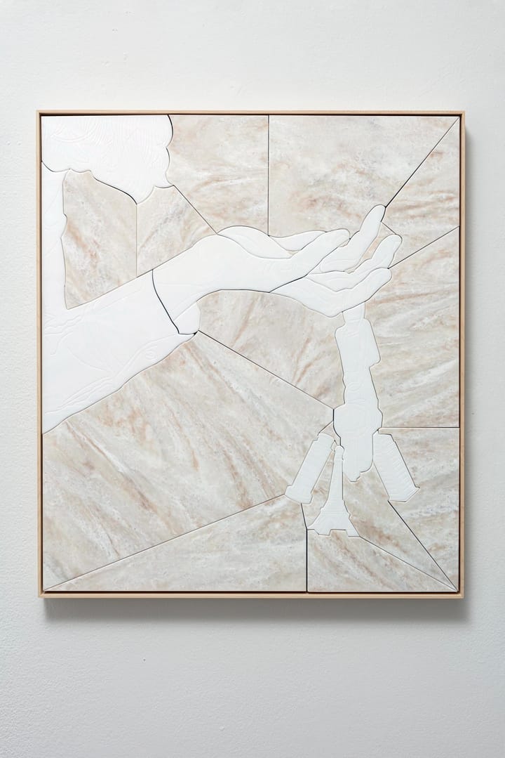 Lena Marie Emrich usa la pietra acrilica Himacs in mostra a Berlino