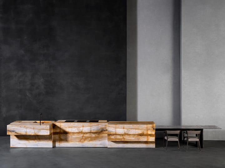 Le cucine in marmo Henge firmate Massimo Castagna