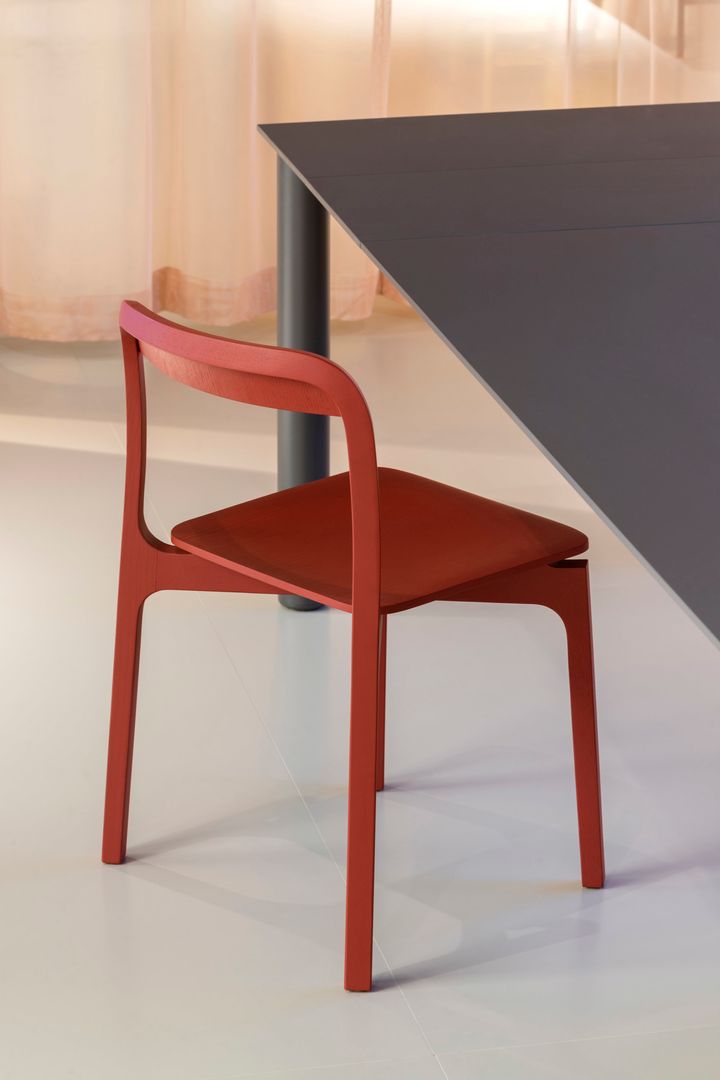 Muebles Kristalia en el Salone del Mobile