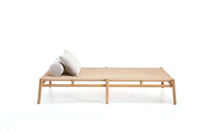Ethimo outdoor bed designed by Marcello Ziliani