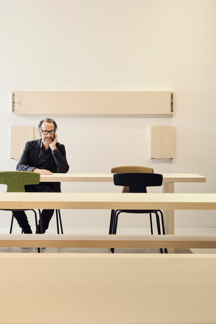 Benches and tables BENCH by PLANK designed by Konstantin Grcic