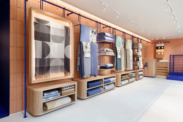 The first monobrand store dedicated to Lanerossi textiles in via ...
