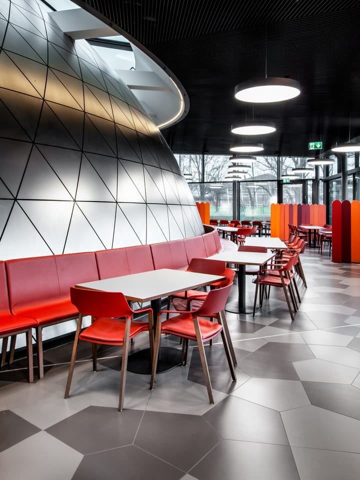 Das Experimenta Science Center Heilbronn setzt auf Feinsteinzeug von ...