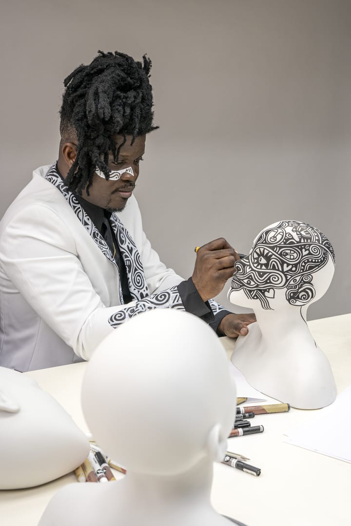 The Lladró porcelain sculptures from the Limited Edition The Dreamer by ...