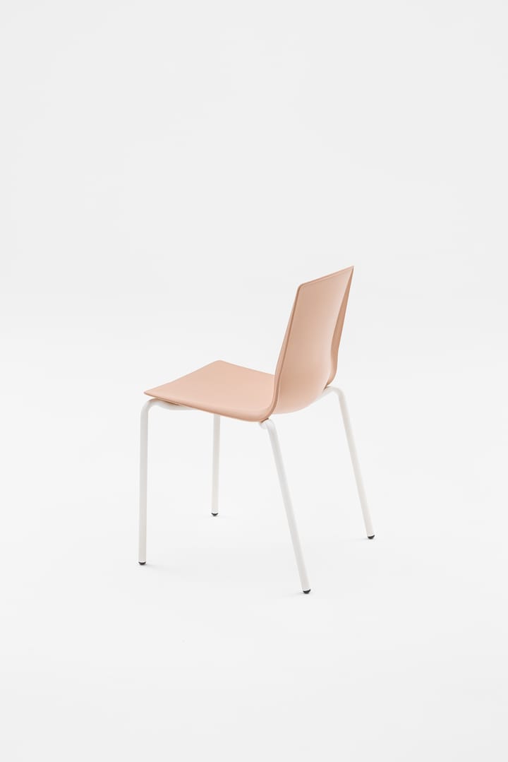 Loto, the first Mara eco-friendly chair made of recycled polypropylene