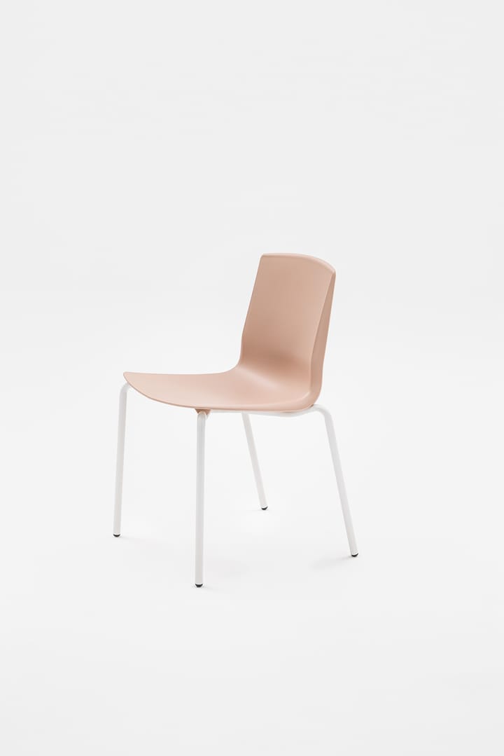 Loto, the first Mara eco-friendly chair made of recycled polypropylene