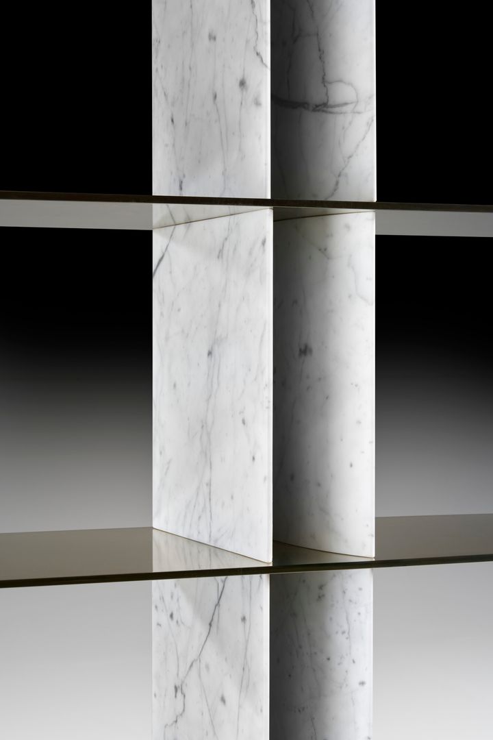 The Neutra bookcase designed by Oscar and Gabriele Buratti