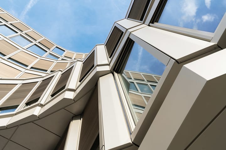 Schüco One: das erste mit drei internationalen Zertifizierungen