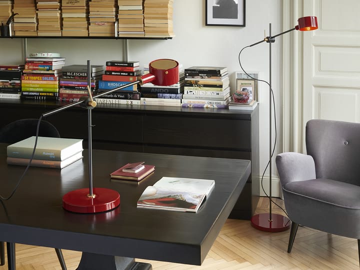 Le lampade da tavolo Oluce da regalare a Natale