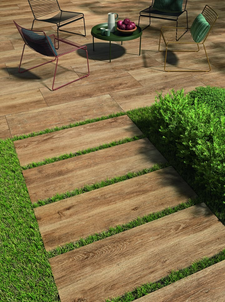 The new Kairos wood-effect ceramic tiles by Panaria Ceramica